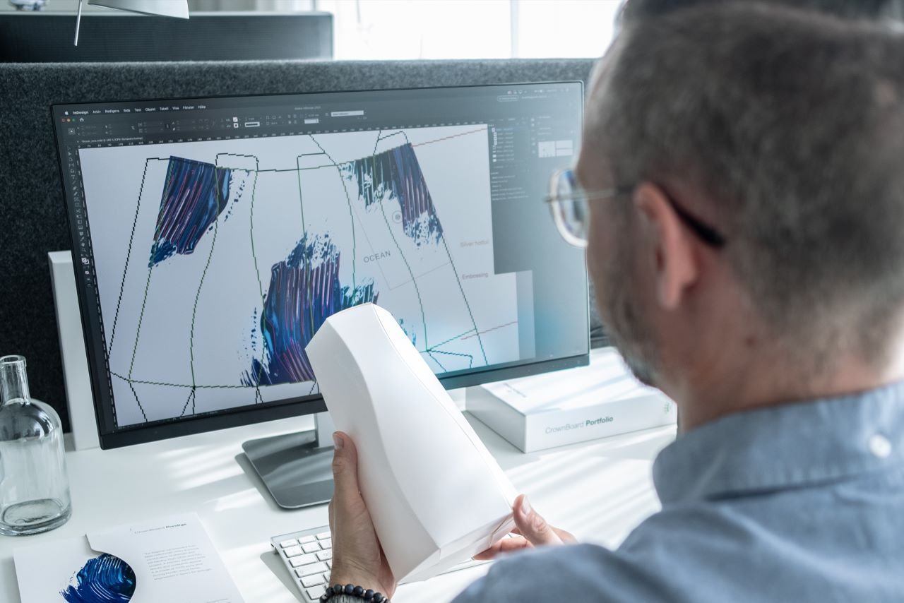 CrownBoard Prestige – Premium Cartonboard for High-End Packaging | Billerud